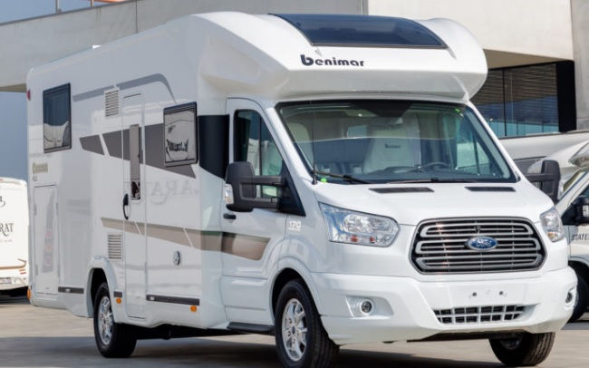 Mobilhomes Fiat McLouis en Ford Benimar huren bij A.D.C. Motorhomes